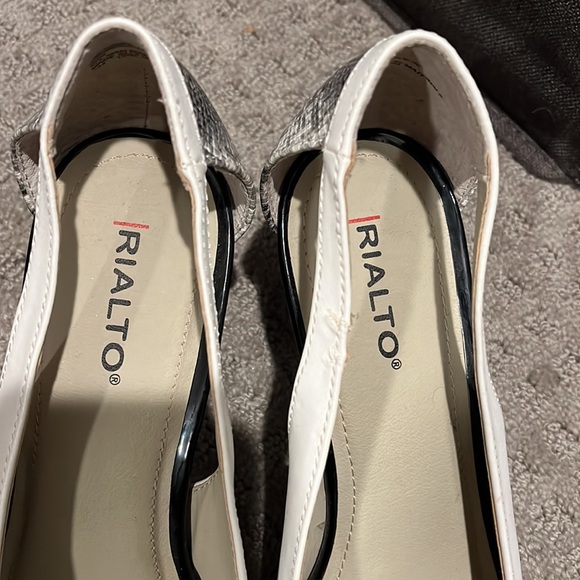 Rialto | Shoes | Beautiful Rialto Blackwhitesnakeskin Pumps | Poshmark